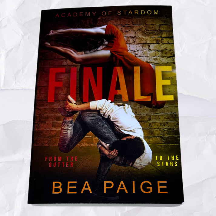 Finale (Academy of Stardom #4) by Bea Paige – A Thousand Lives