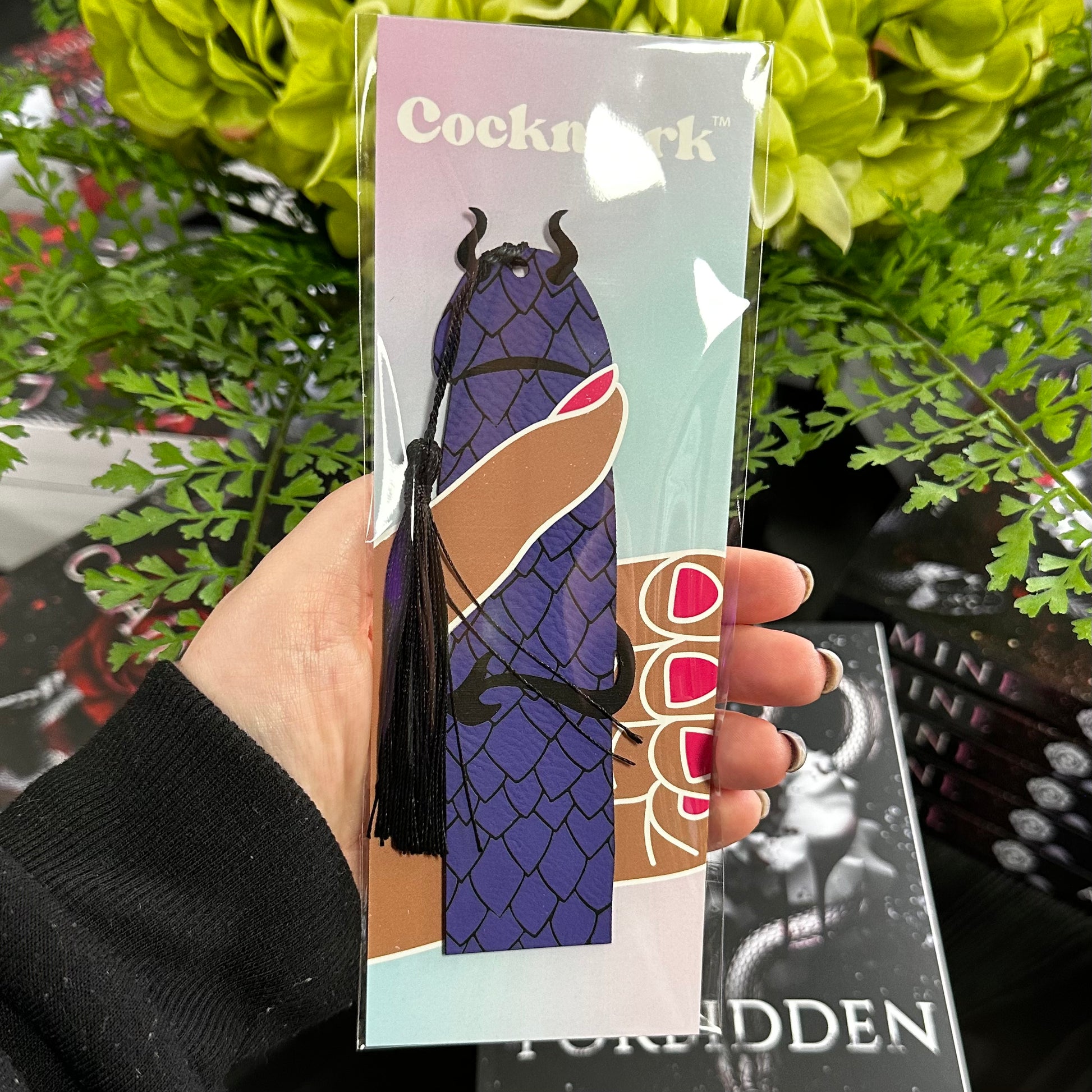 Cockmark Bookmark – A Thousand Lives